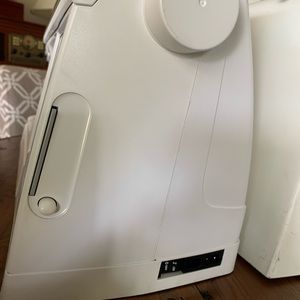 Viking | Art | Viking Husqvarna Quilt Designer Ii Sewing Machine | Poshmark